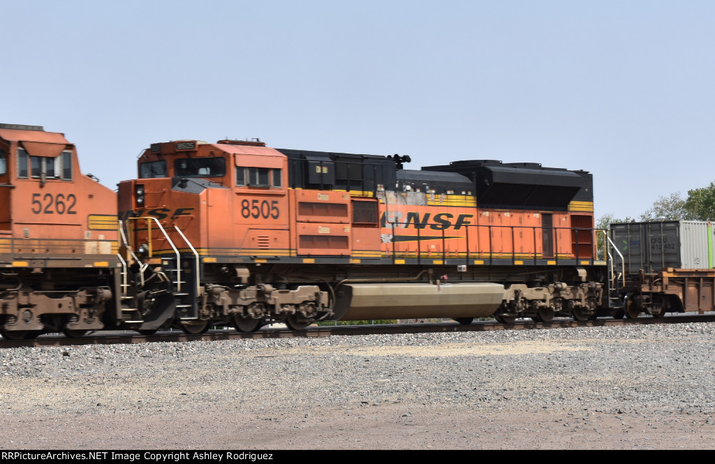 BNSF 8505